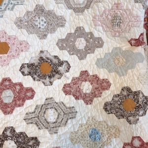Antique | Bedding | Antique Hexi Quilt | Poshmark